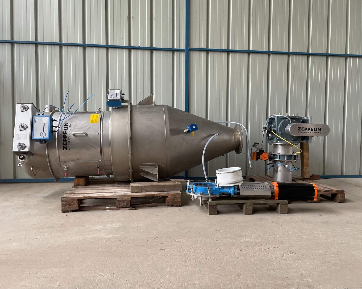 Zeppelin - 400 L Hopper / Receiver Cartridge Filter - Osertech