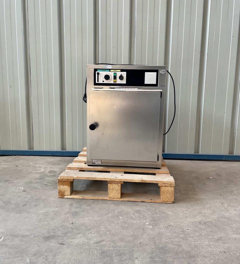 Memmert B30 - heating / drying oven - Osertech
