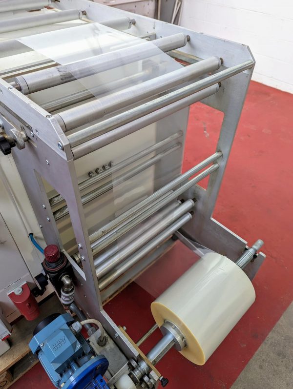 ComiPack VM40 - Vertical bagging machine - Osertech